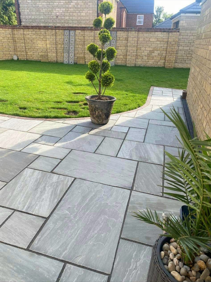 Kandla Grey Indian Sandstone Paving Slabs - Riven | Patio Pack - 22mm