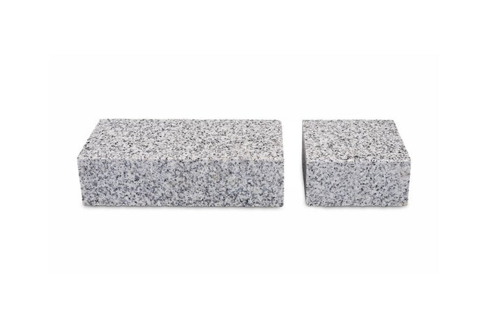 Silver Grey Granite Cobbles - Flamed | 10x10 cm - 50 mm